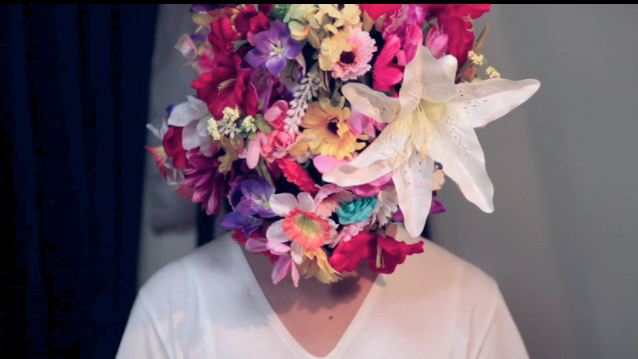 dooooの新作から"PURPLE FLOWER feat. Babi"のミュージックビデオが公開 - FNMNL (フェノメナル)