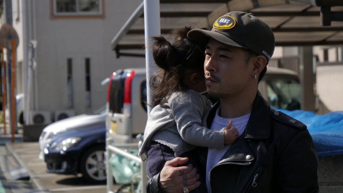 ZORNと新鋭Kvi BabaをフィーチャーしたDJ TATSUKIの新曲"Invisible Lights"が本日リリース - FNMNL (フェノメナル)