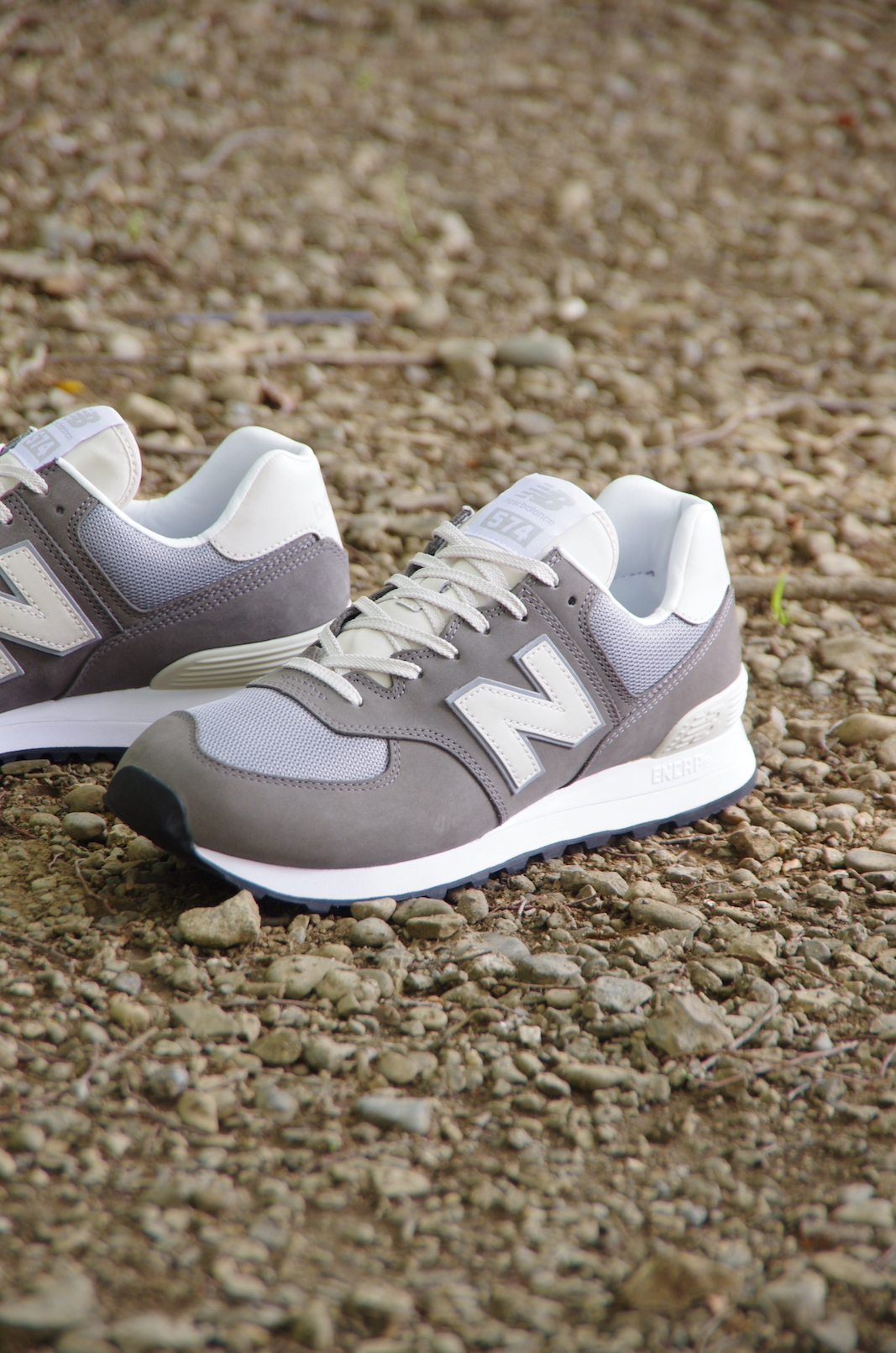 mita sneakers限定でレトロなカラーリングのNew Balance ML574が登場 - FNMNL (フェノメナル)