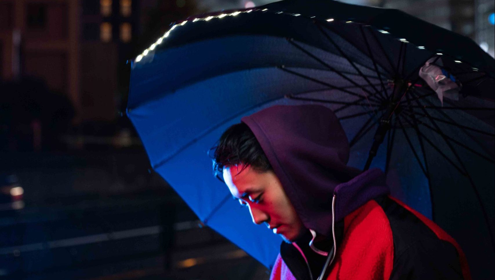 VaVaが新曲"Minecraft"をリリース - FNMNL (フェノメナル)