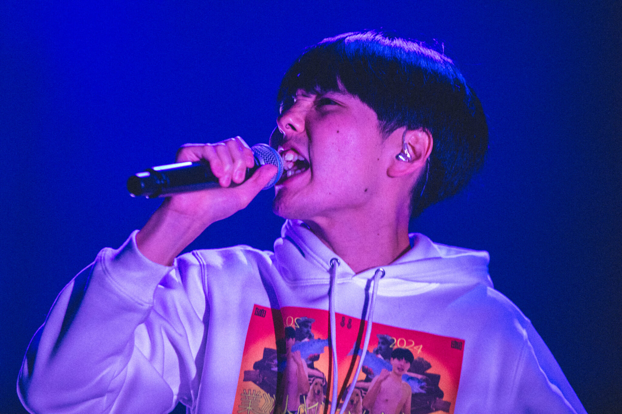 【ライブレポート】オープニングからエンディングまで踊り明かした『dodo×tofubeats×VaVa』スリーマン - FNMNL (フェノメナル)