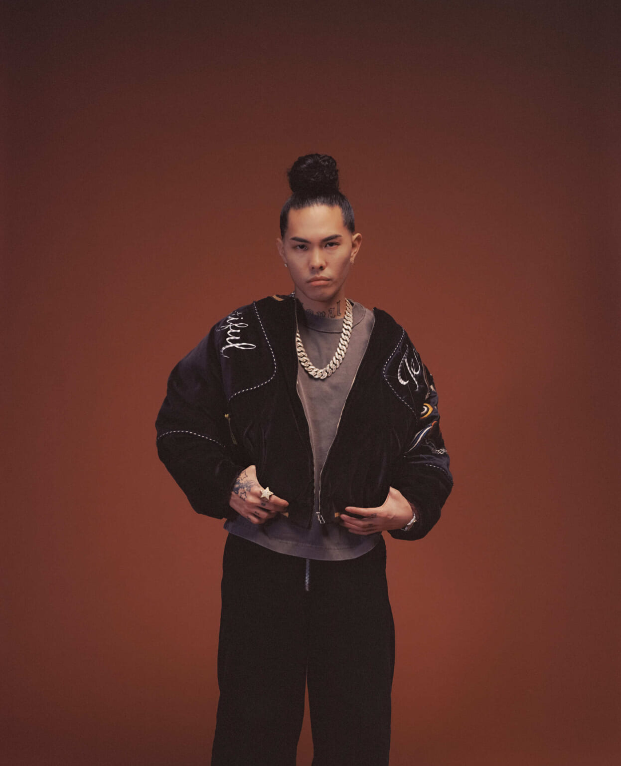 STUTS on the WAVEがTiji Jojo、Daichi Yamamoto、RYO-Zを迎えた新曲"Perfect Blue"をリリース - FNMNL (フェノメナル)