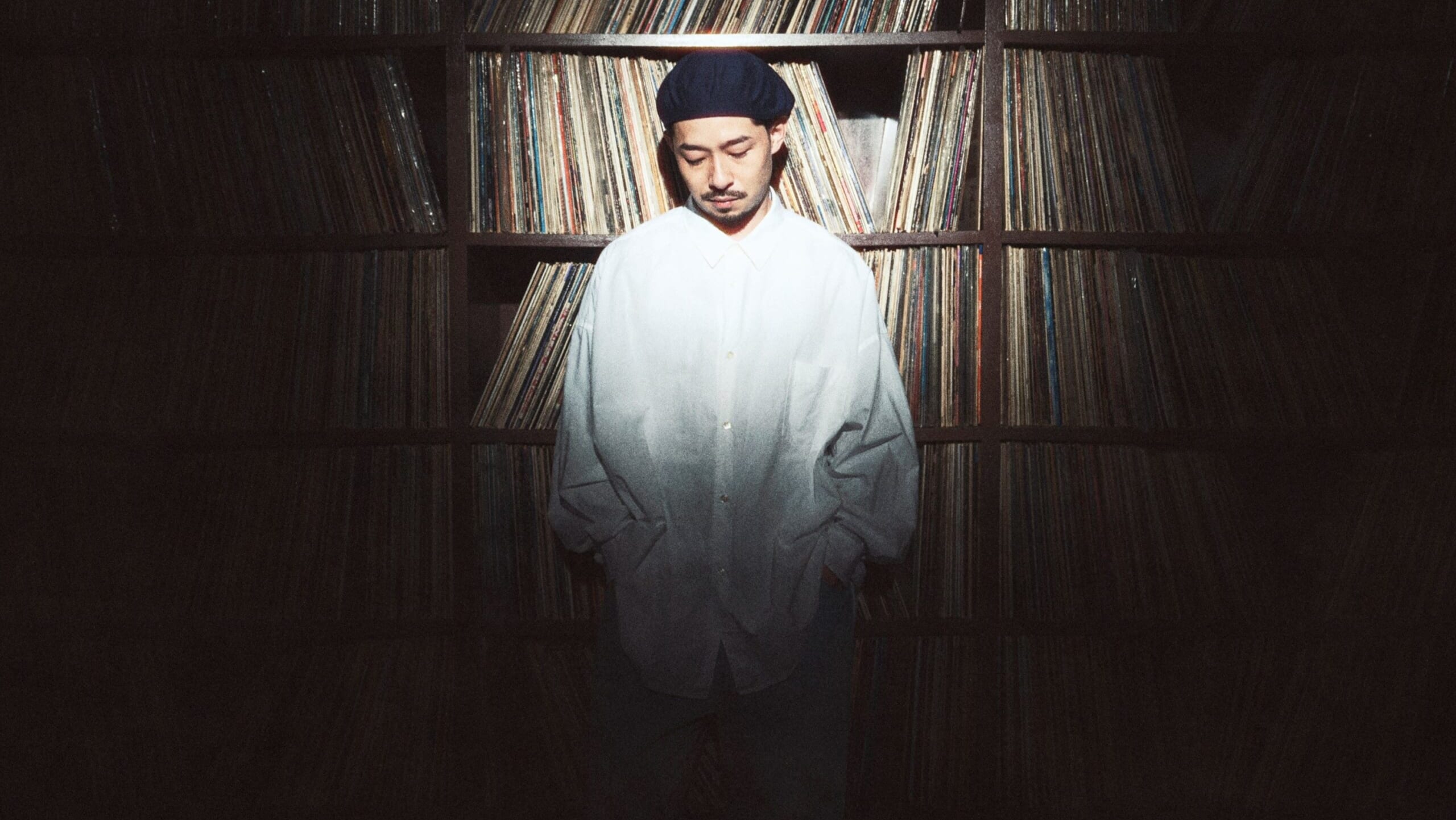 ZORNがNHKの特番で発表した新曲"戦争と少女"のミュージックビデオを公開 - FNMNL (フェノメナル)